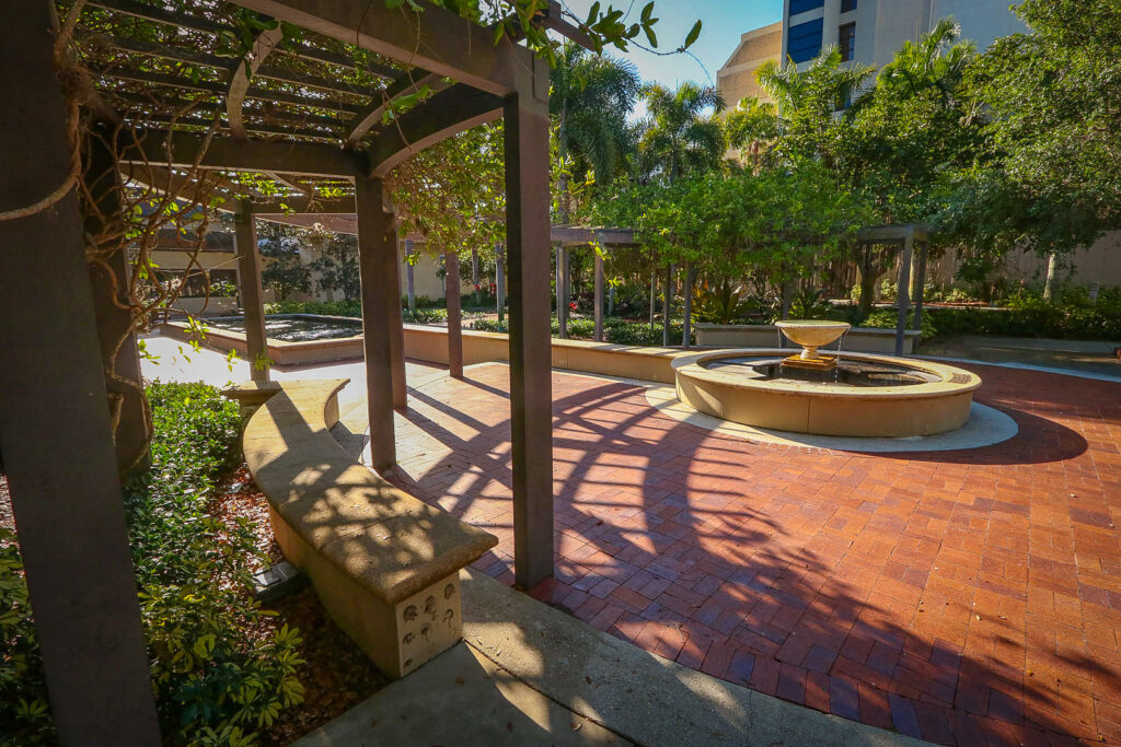 Mina Spring Soiree - Florida SouthWestern State College Foundation