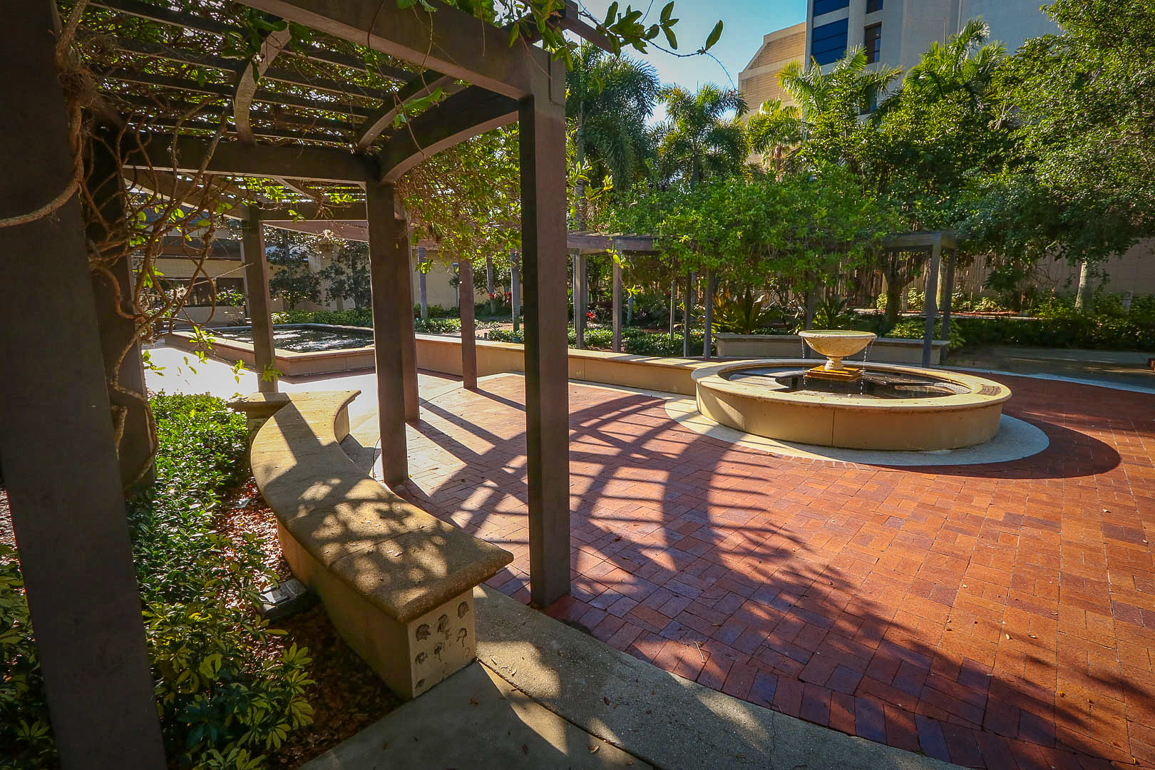 Mina Spring Soiree - Florida SouthWestern State College Foundation